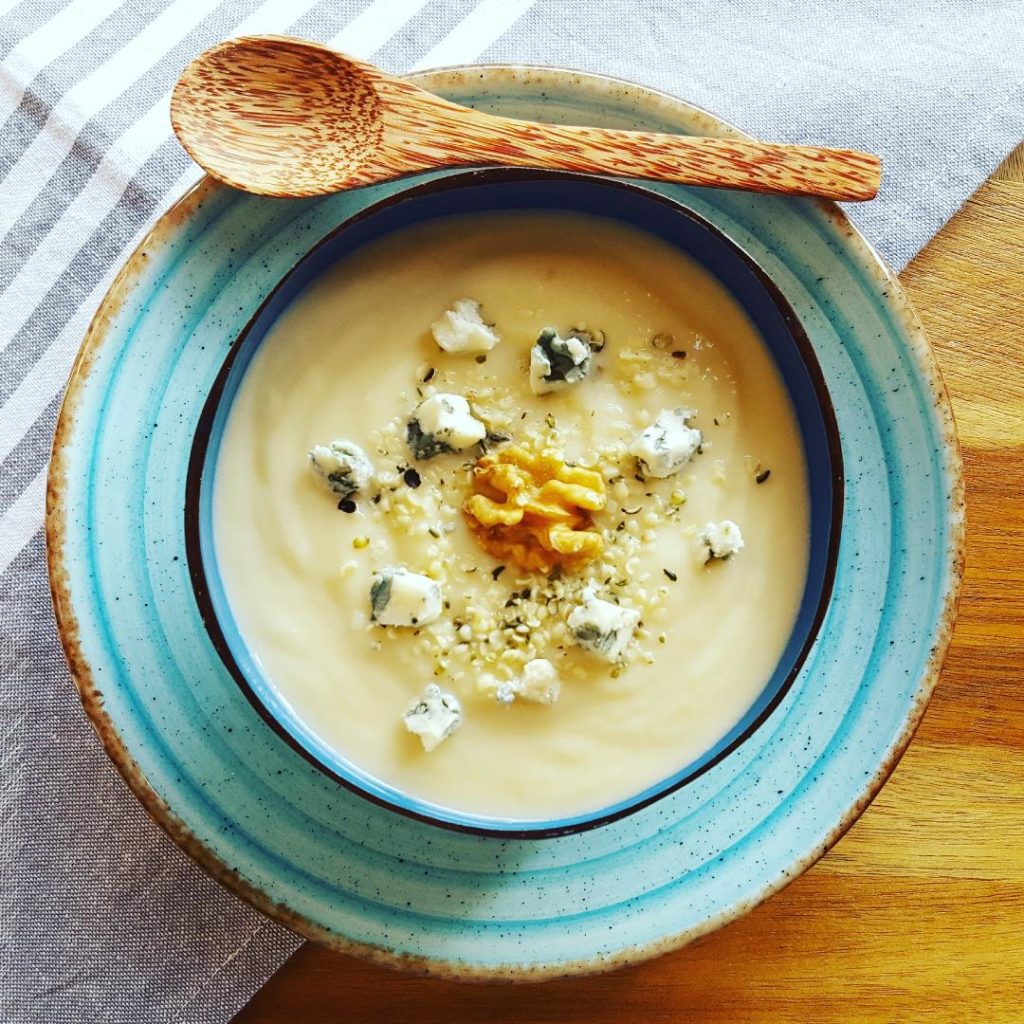 Me gusta comer sano | Crema de coliflor, pera y queso azul